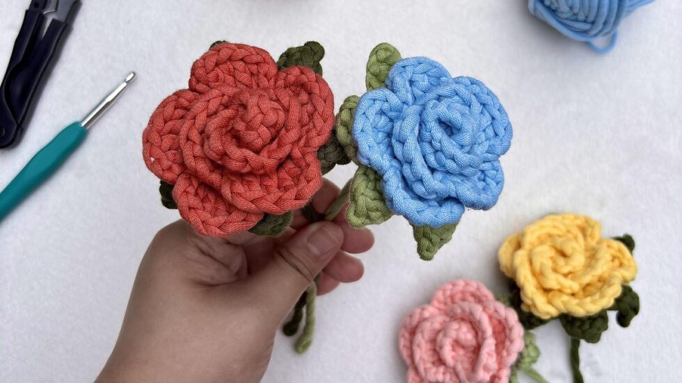 Basic Crochet : Rose| P1,950 - Craft MNL